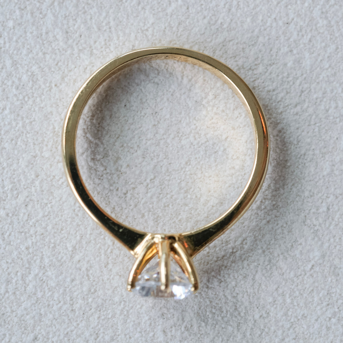 Gobi Solitaire Engagement Ring | SOAMI